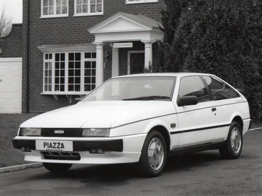 Isuzu Piazza: фото моделей с 1981 года по наше время. VERcity