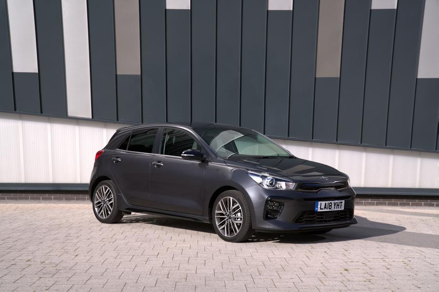 Kia Rio GT-Line в кузове YB 2018 года выпуска для рынка Великобритании ...