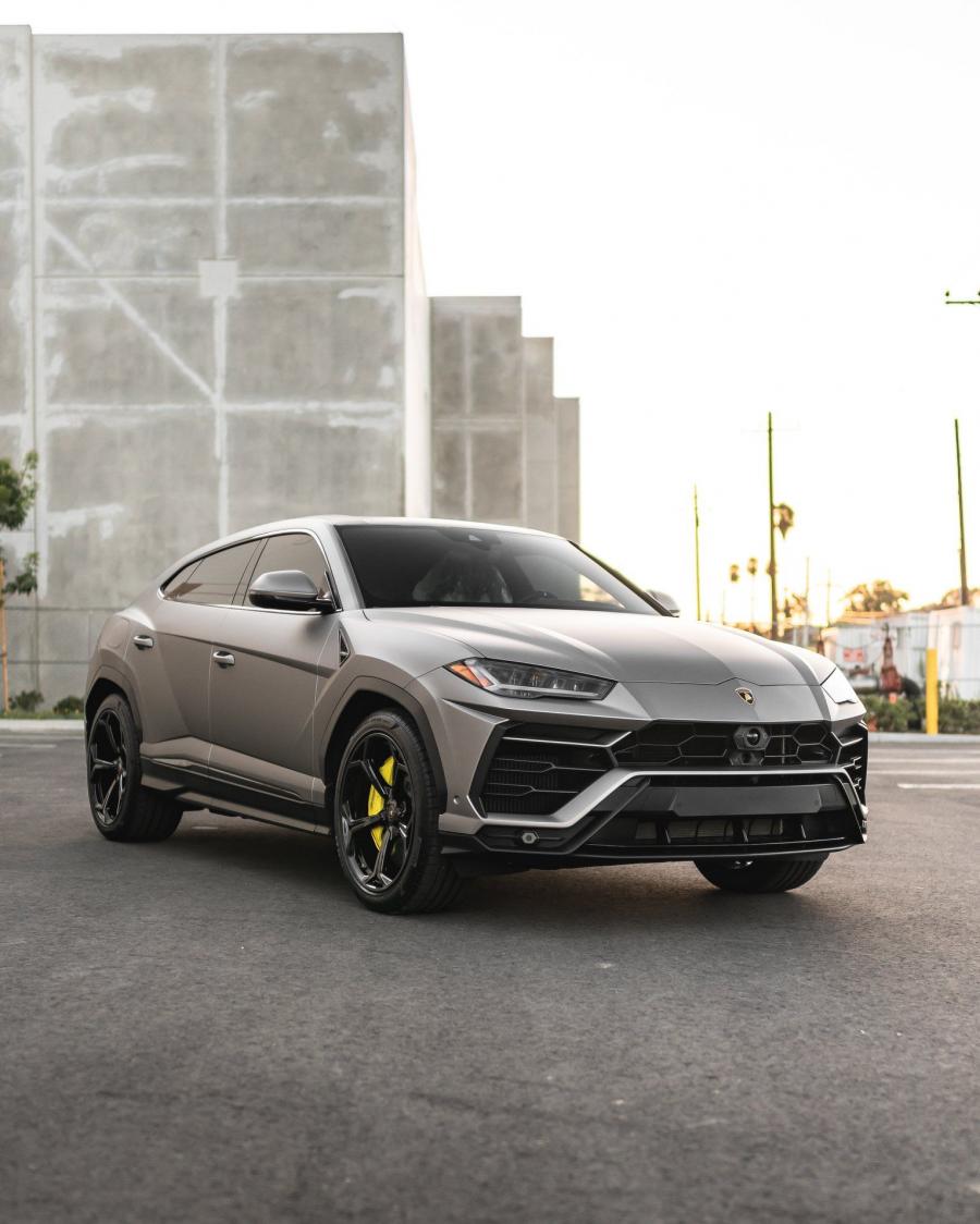 Lamborghini Urus by Impressive Wrap 2019 года выпуска. Фото 1. VERcity