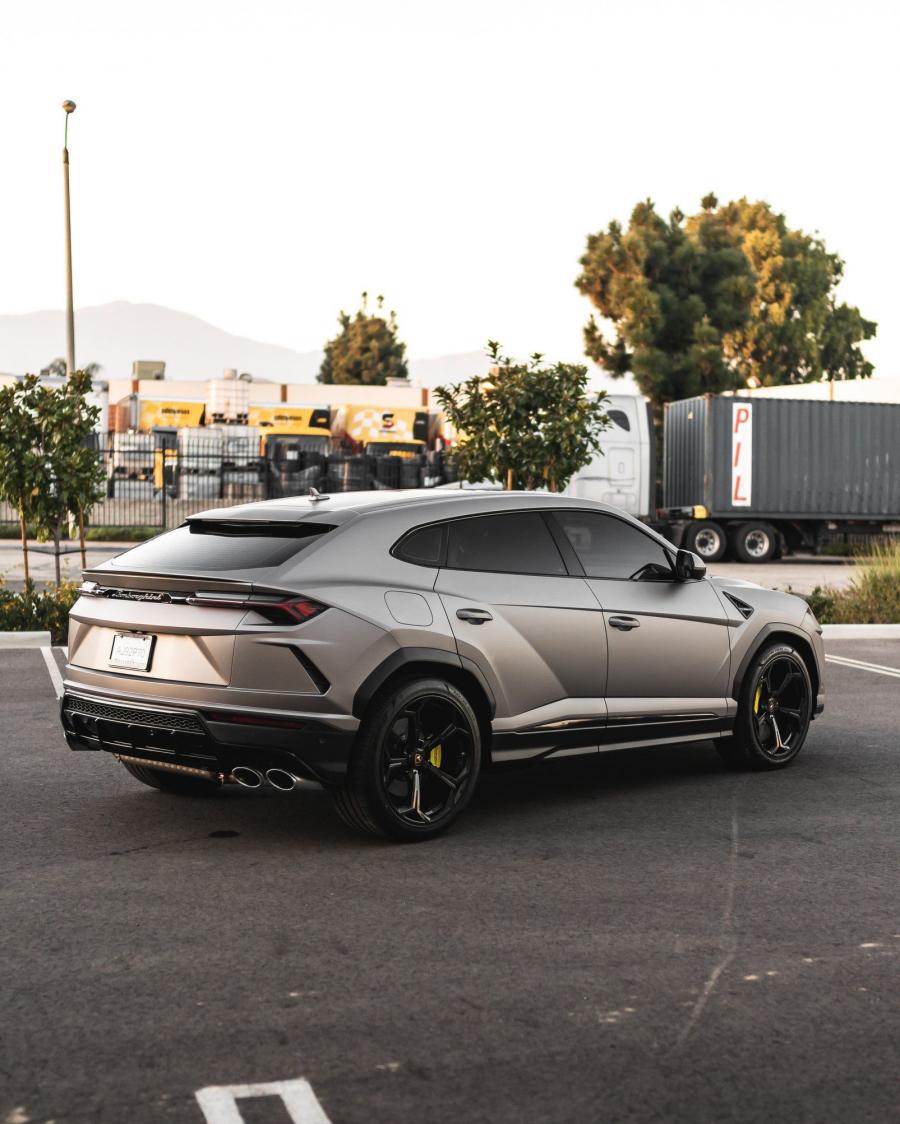 Lamborghini Urus by Impressive Wrap 2019 года выпуска. Фото 7. VERcity