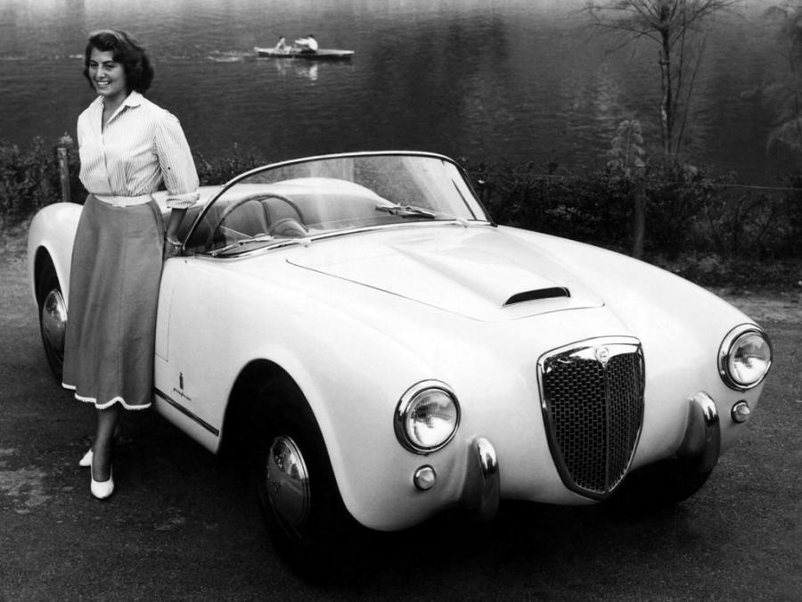 Lancia Aurelia GT Convertible Prototipo 1954 года выпуска. Фото 1. VERcity