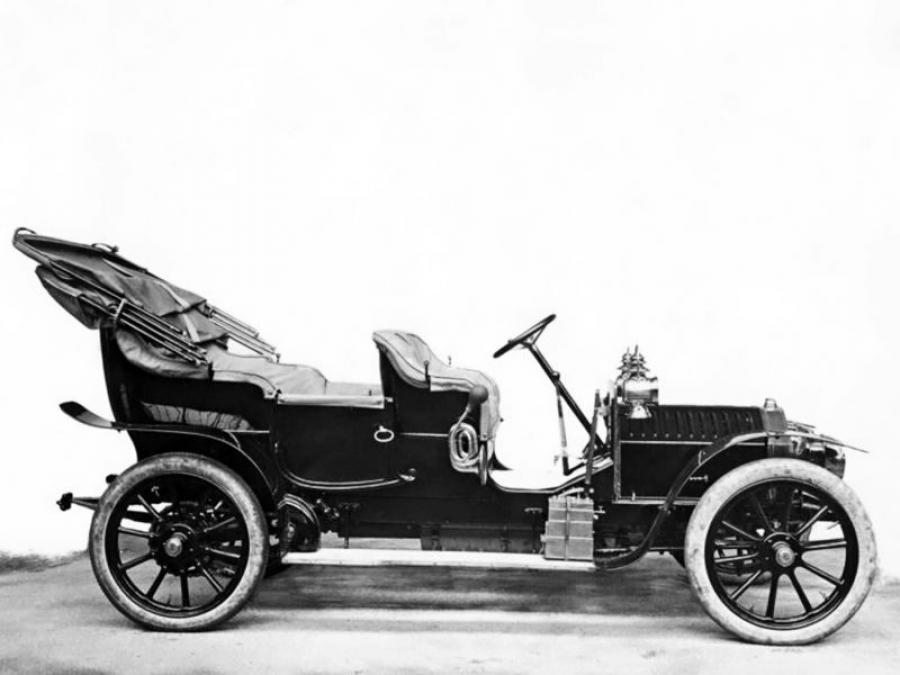 Luc Court Double Phaeton 1908 года выпуска. Фото 1. VERcity