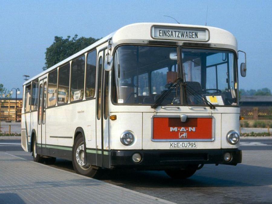 MAN SU 240 1973 года выпуска. Фото 1. VERcity