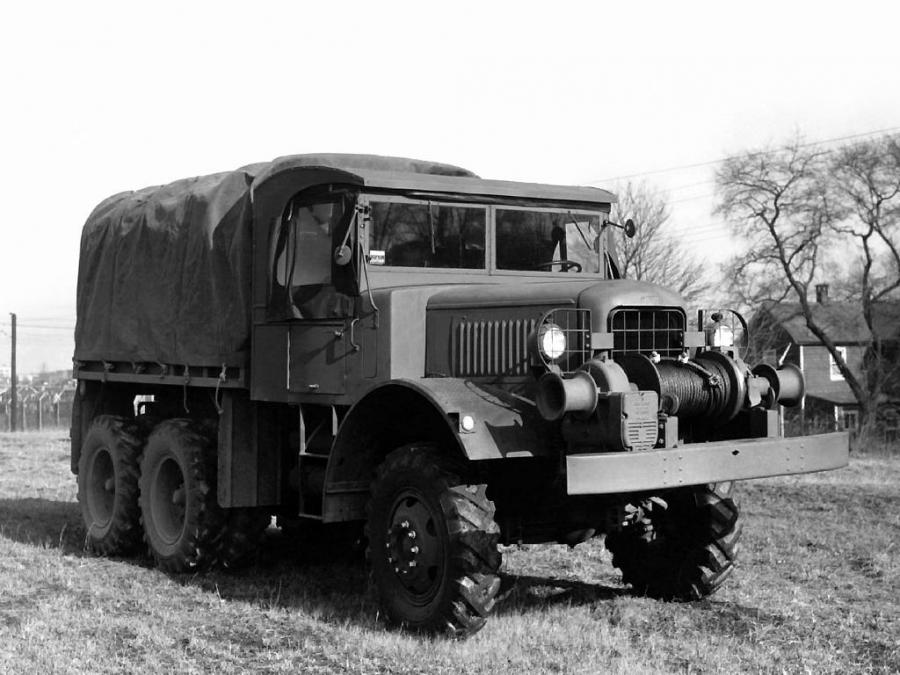 Mack NO-1 7½-Ton 6x6 1940 года выпуска. Фото 1. VERcity