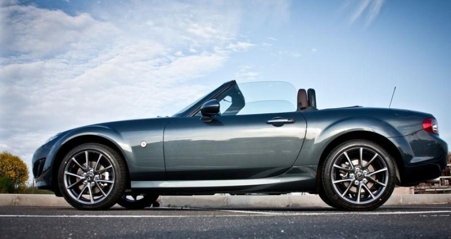 Mazda MX-5 Phoenix Reloaded 2012 года выпуска. Фото 1. VERcity