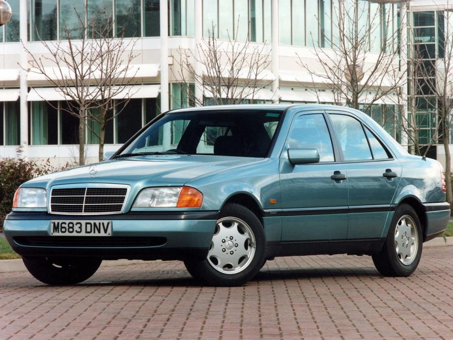 Mercedes-Benz C-Class 1993 года выпуска для рынка Великобритании и ...