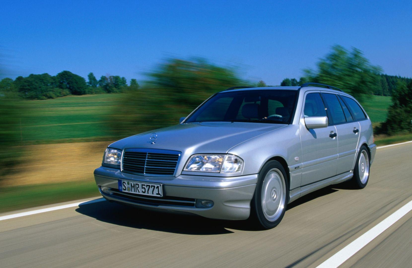 Mercedes-Benz C55 AMG Estate 1998 года выпуска. Фото 1. VERcity