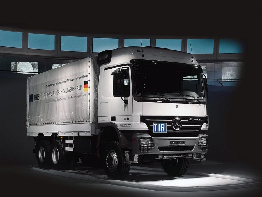 Mercedes-Benz Actros 3341 2002 года выпуска. Фото 1. VERcity