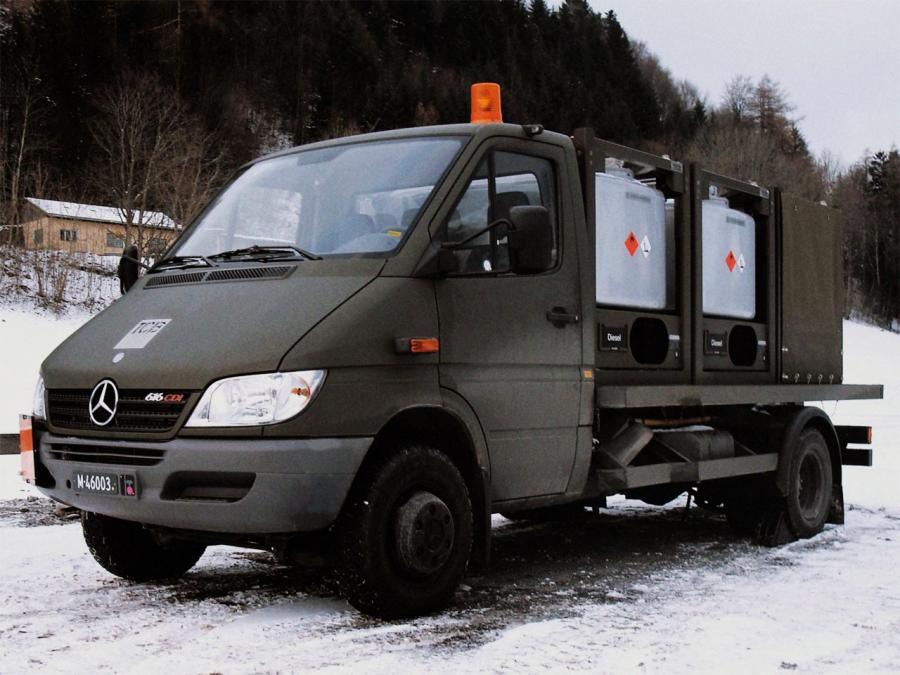 Mercedes-Benz Sprinter 616CDI KBS 2002 года выпуска. Фото 1. VERcity