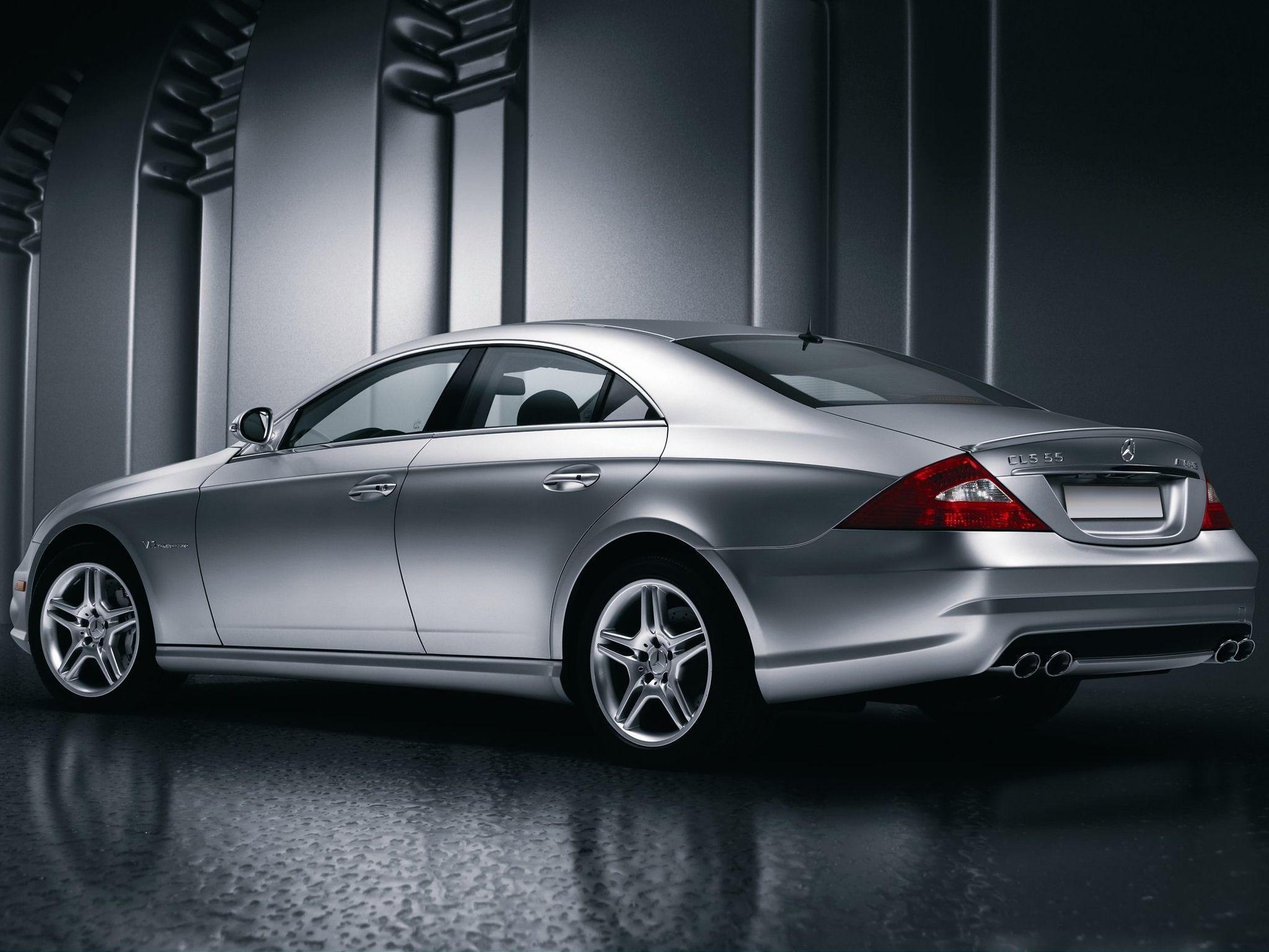 Mercedes-Benz CLS55 AMG 2005 года выпуска для рынка США. Фото 1. VERcity