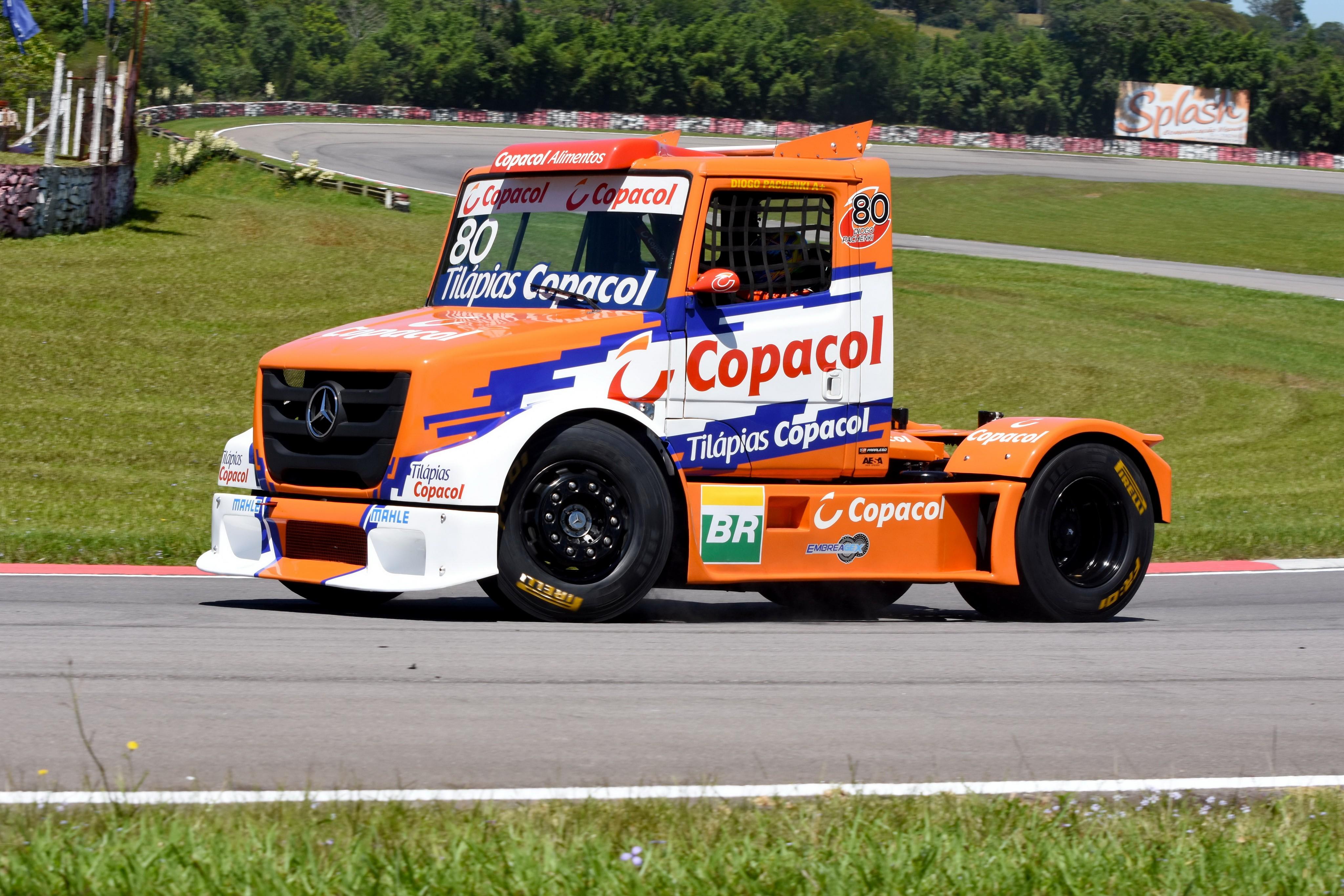 Mercedes-Benz Formula Truck 2016 года выпуска. Фото 1. VERcity