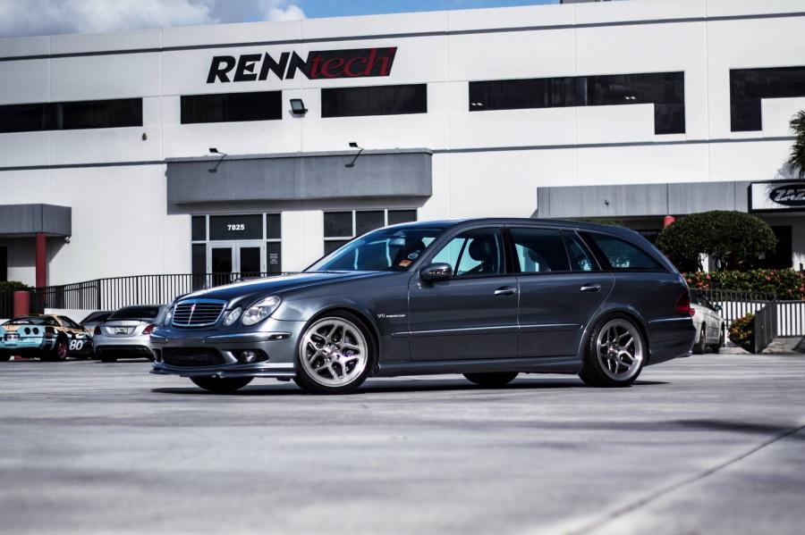 Mercedes-Benz E55 AMG Estate by RENNtech 2018 года выпуска. Фото 1. VERcity