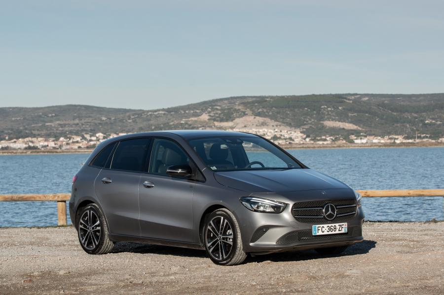 Mercedes-Benz B200 d Progressive Night Package в кузове W247 2019 года ...