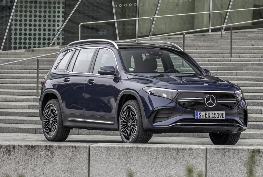 EQB 300 4MATIC AMG Line в кузове X243 2021 года выпуска для рынка Всего ...