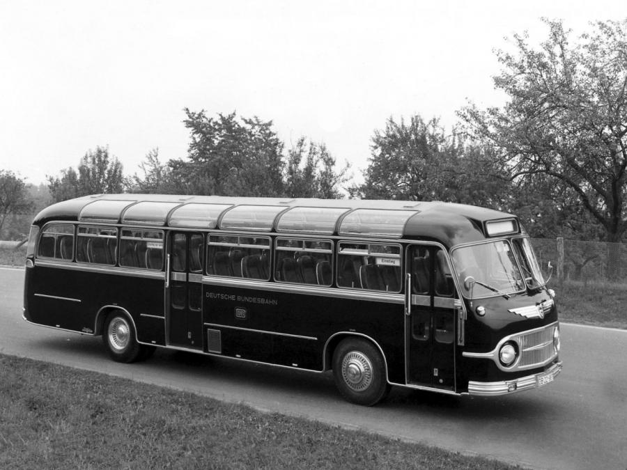 Neoplan NH 10/11 L 1957 года выпуска. Фото 1. VERcity