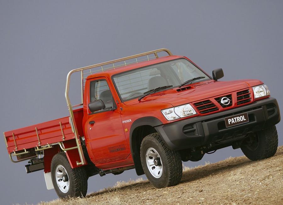 Nissan Patrol Cab Chassis 1997 года выпуска. Фото 1. VERcity
