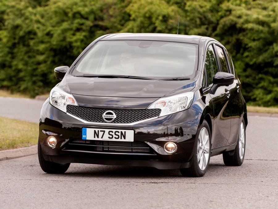 Nissan Note 2013 года выпуска для рынка Великобритании и Ирландии. Фото ...