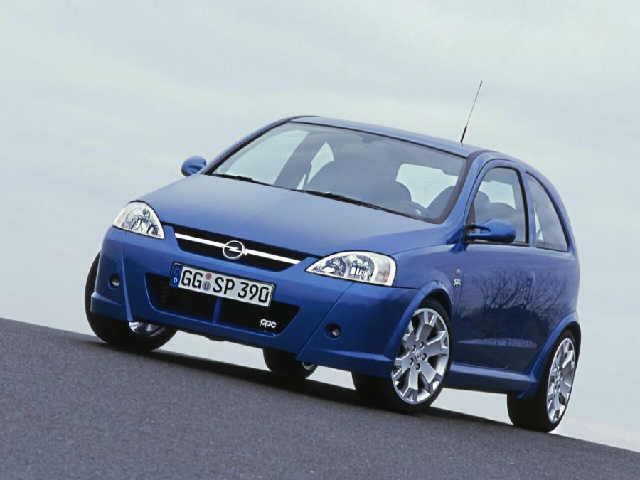 Opel Corsa OPC 2002 года выпуска. Фото 1. VERcity
