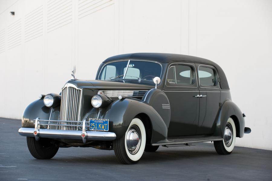 Packard 180 Custom Super Eight Formal Sedan 1940 года выпуска. Фото 1 ...