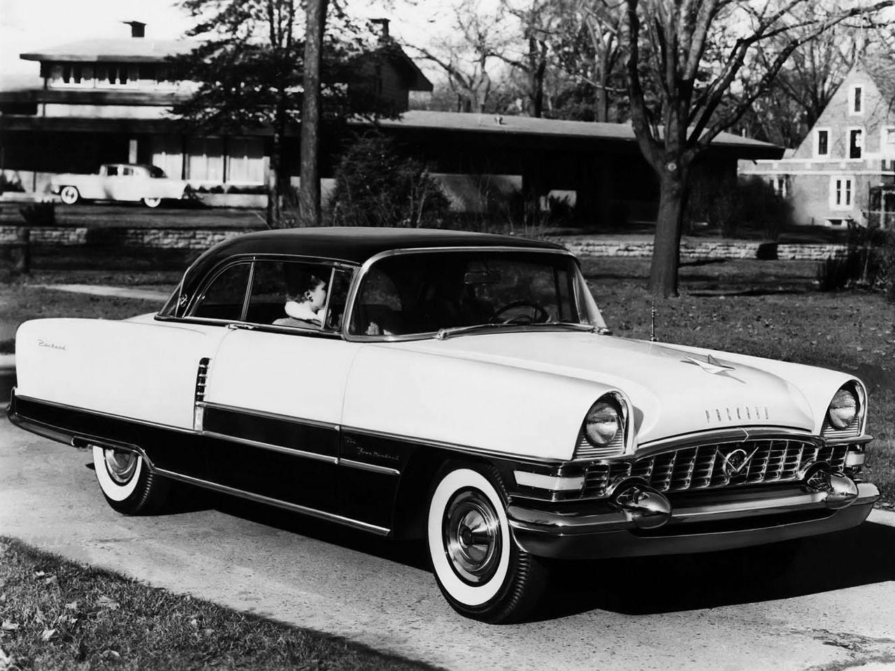 Packard 400 Hardtop Coupe 1955 года выпуска. Фото 1. VERcity