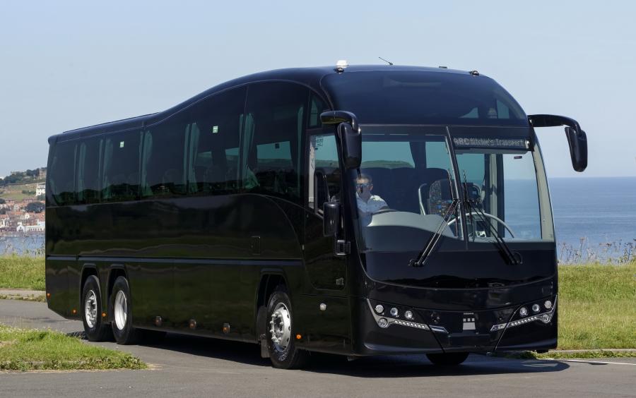 Plaxton Elite 2017 года выпуска для рынка Новой Зеландии. Фото 1. VERcity