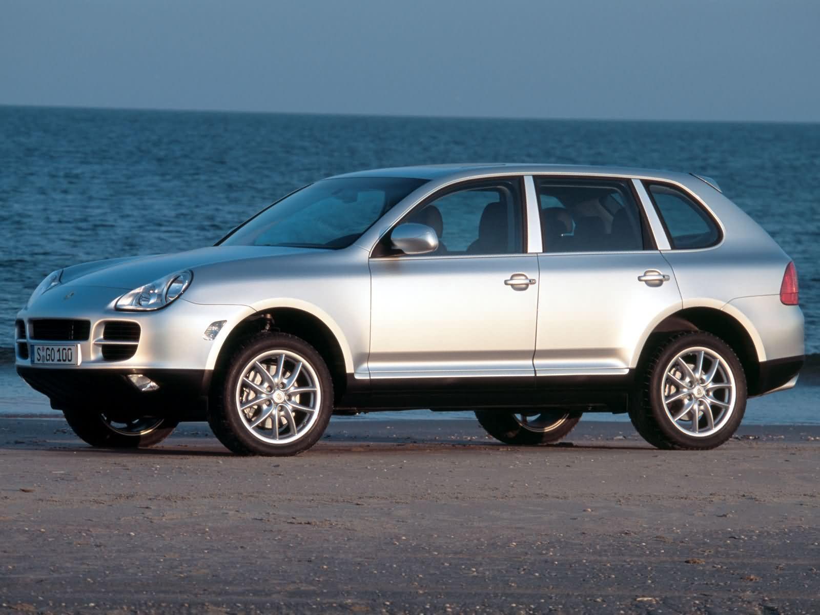 2003 Porsche Cayenne S
