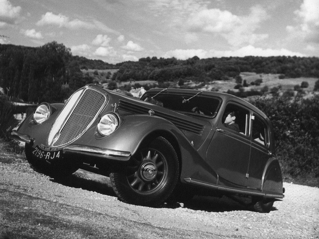 Renault Nerva Grand Sport 1935 года выпуска. Фото 1. VERcity