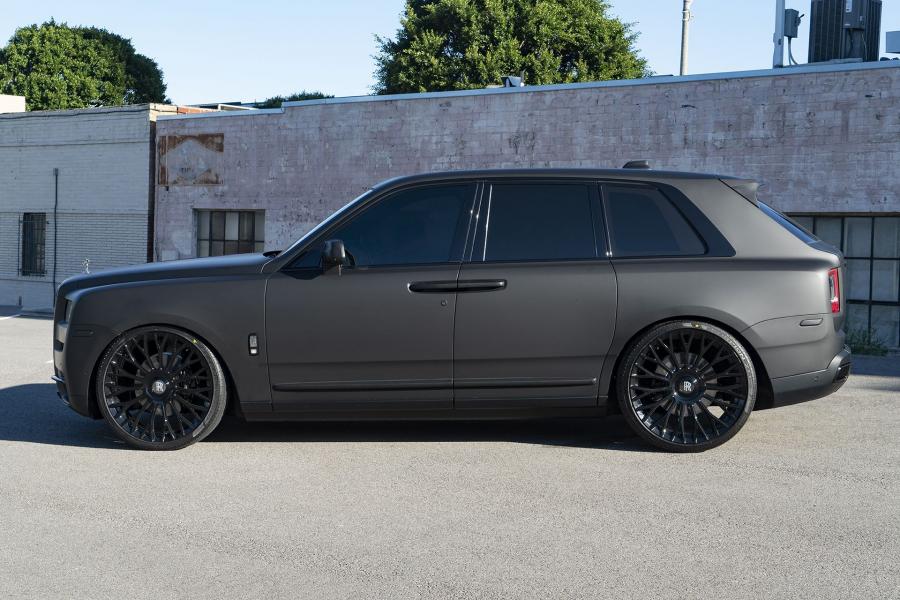 Rolls-Royce Cullinan Matte Black on Forgiato Wheels (RDB-ECL) 2019 года ...