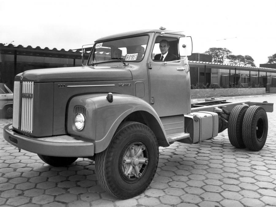 Scania L111 4x2 1974 года выпуска. Фото 1. VERcity