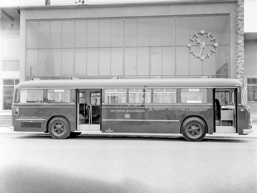 Setra ST110 1955 года выпуска. Фото 1. VERcity