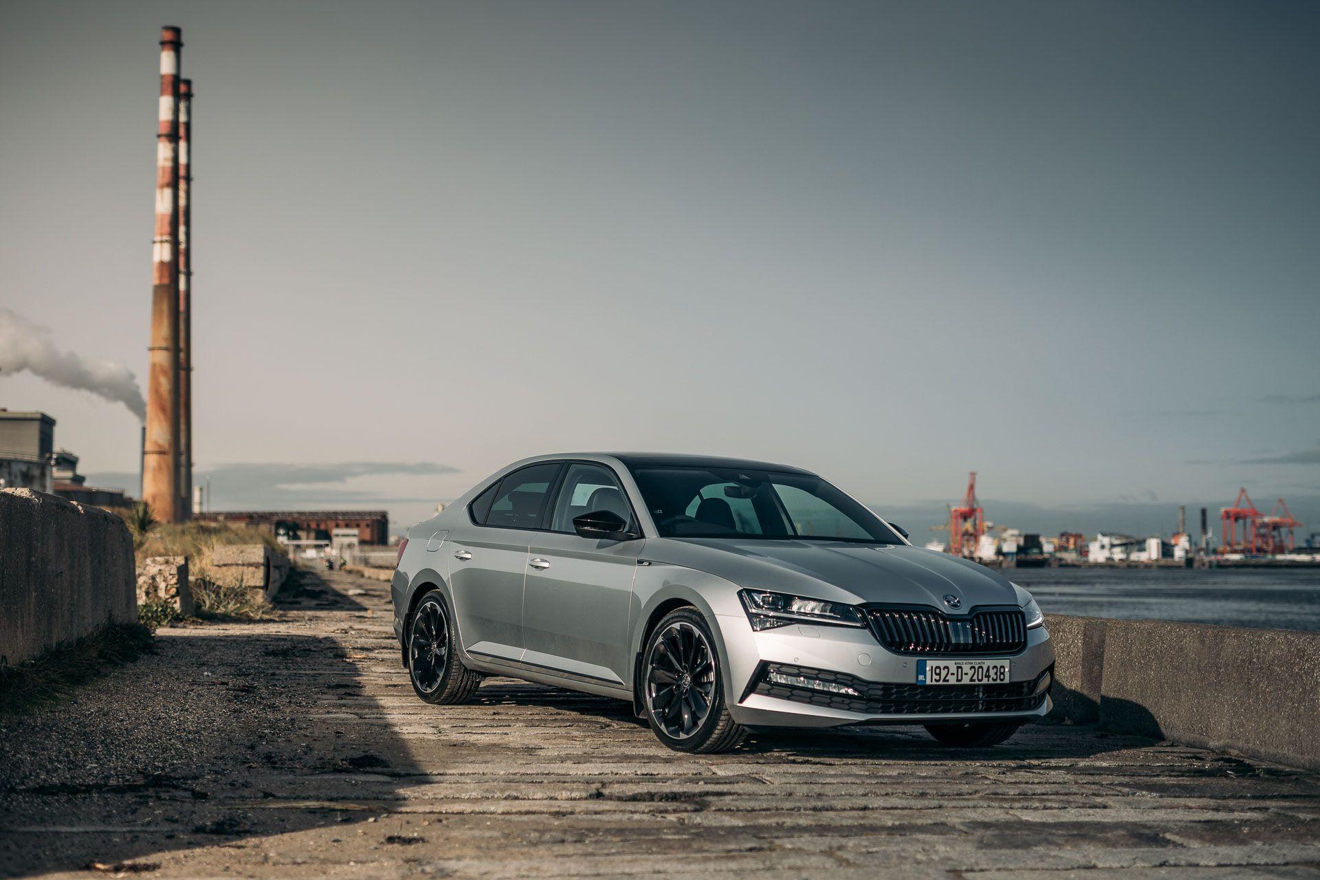 Skoda Superb 4x4 SportLine в кузове 3V 2019 года выпуска для рынка ...