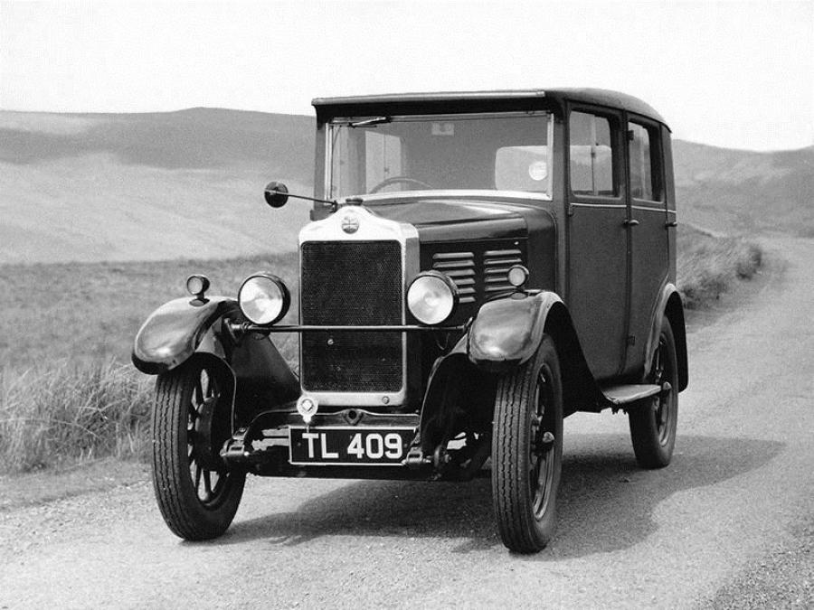 Standard Nine Saloon 1927 года выпуска. Фото 1. VERcity