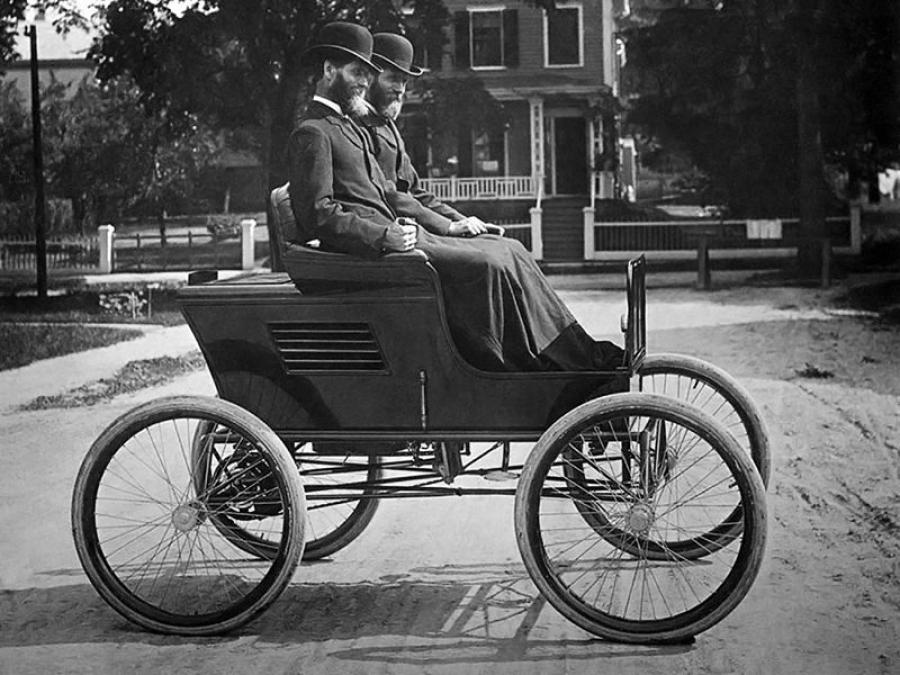 Stanley Runabout 1897 года выпуска. Фото 1. VERcity