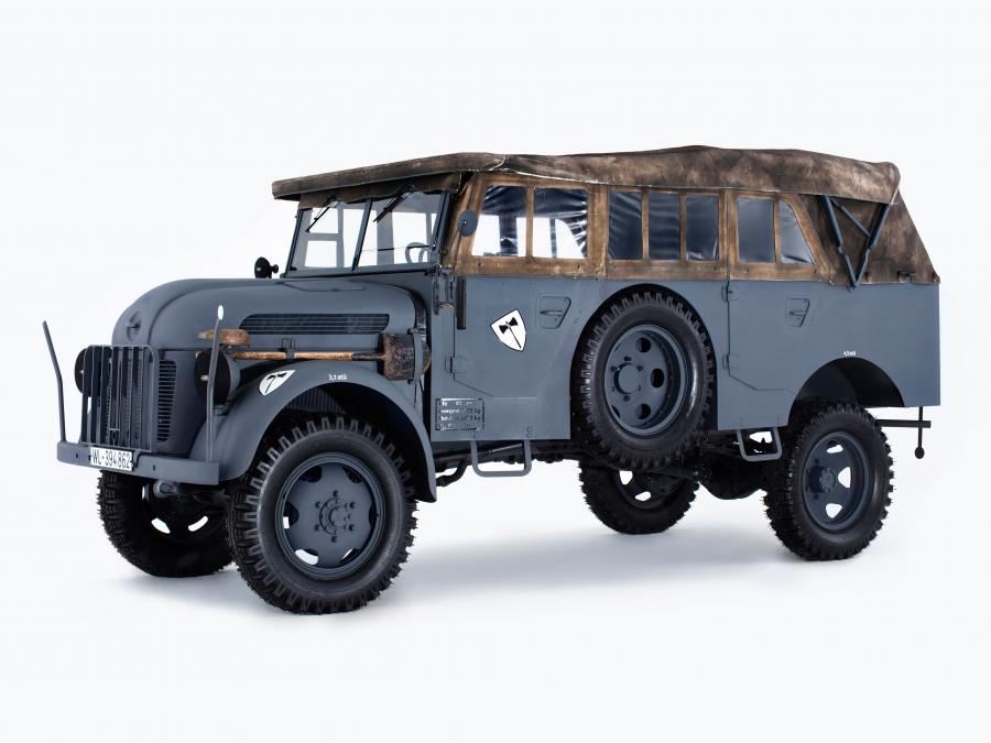 Steyr 2000 А в кузове 270 1944 года выпуска. Фото 1. VERcity