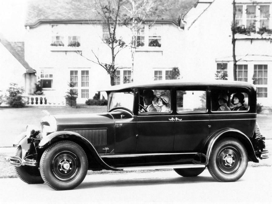Studebaker President Big Six Limousine 1927 года выпуска. Фото 1. VERcity