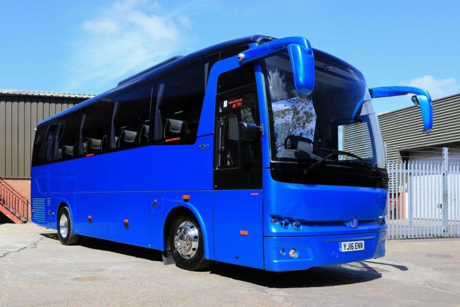 Temsa MD9 2016 года выпуска для рынка Великобритании и Ирландии. Фото 1 ...