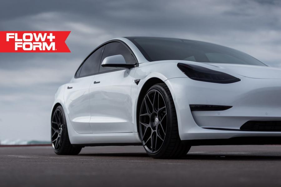 Детали экстерьера Tesla Model 3 on HRE Wheels (FF01) 2018 года выпуска ...