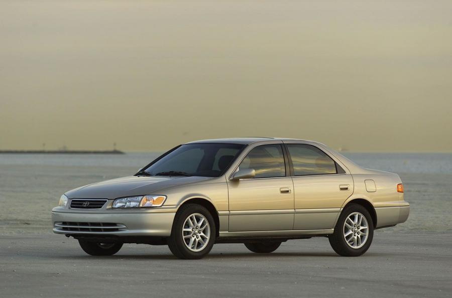 Toyota Camry Collector Edition 2001 года выпуска. Фото 1. VERcity