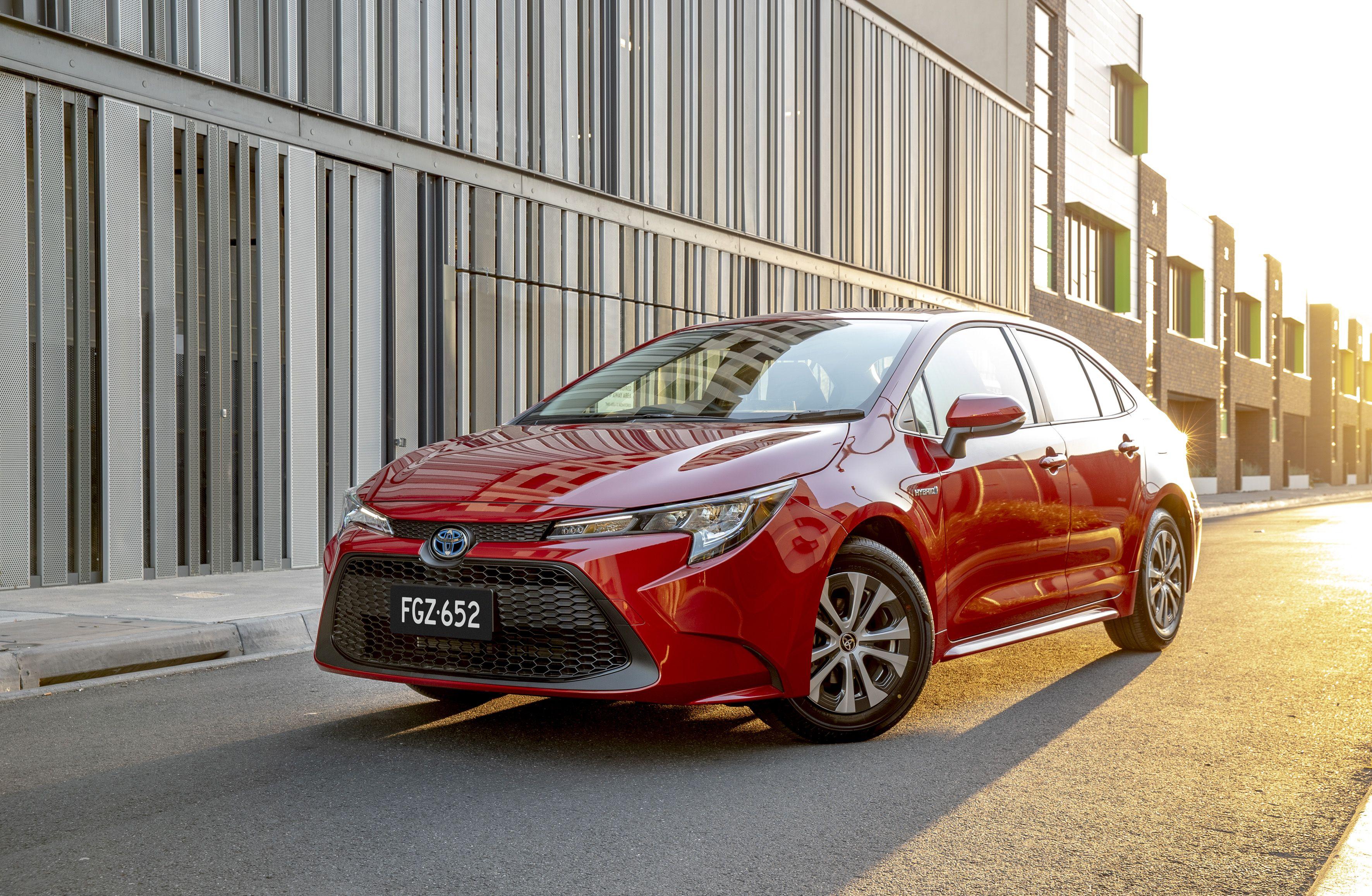 Toyota Corolla Ascent Sport Hybrid Sedan 2019 года выпуска для рынка ...