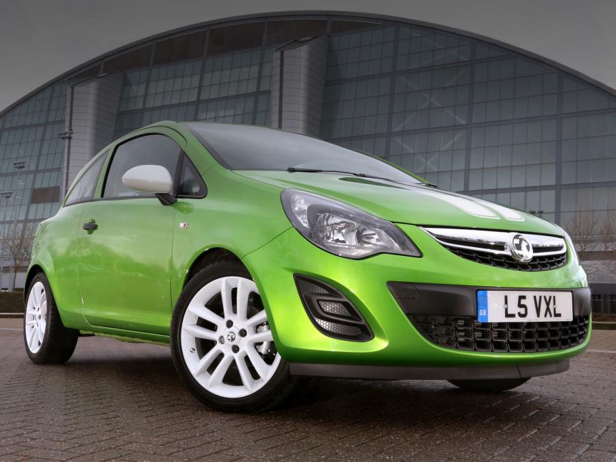 Vauxhall Corsa Sting 2013 года выпуска. Фото 1. VERcity