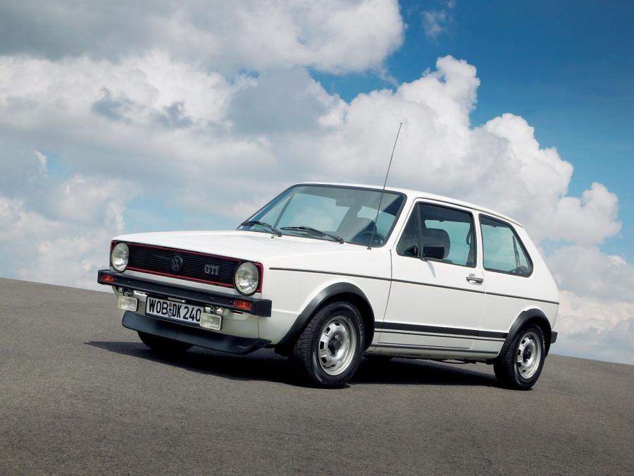 Volkswagen Golf GTi 1978 года выпуска. Фото 1. VERcity