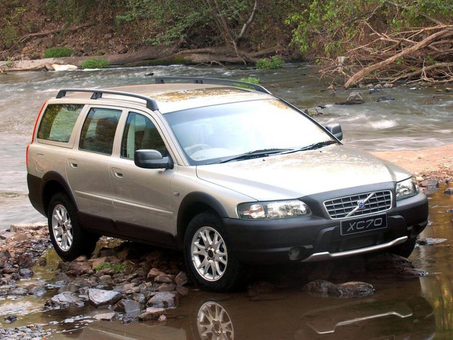 Volvo XC70: фото моделей с 2000 года по наше время. VERcity