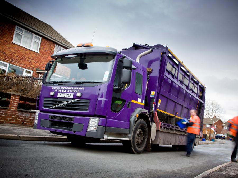 Volvo FE LEC Rolloffcon 2006 года выпуска для рынка Великобритании и ...