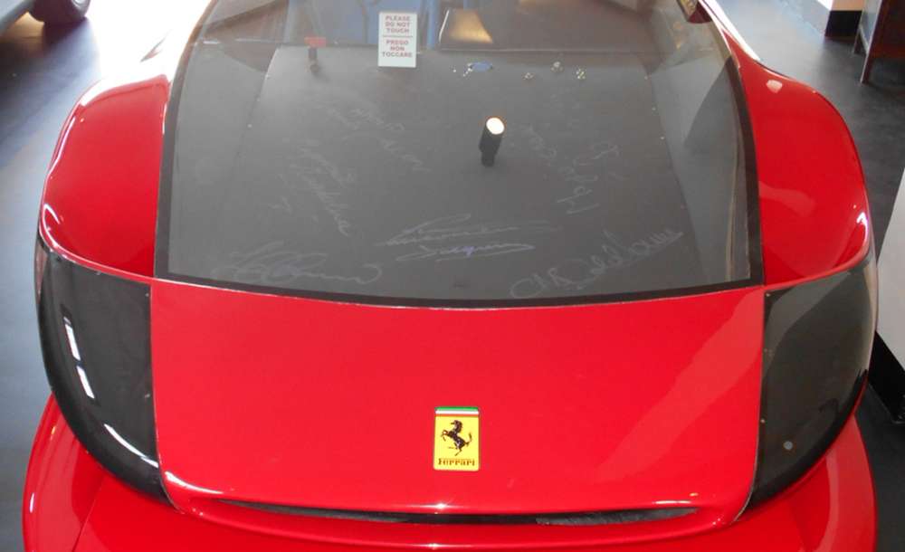 В Италии выставлен на продажу экзотический Ferrari Lotec Testa D oro